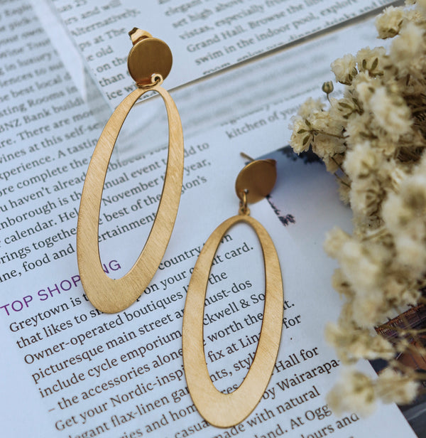 Ovale Yellow Gold Long Earrings - Fabuleux Vous Jewellery